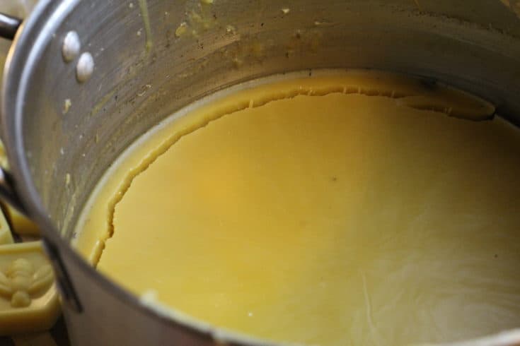 Clean Beeswax - Filter Beeswax at Home